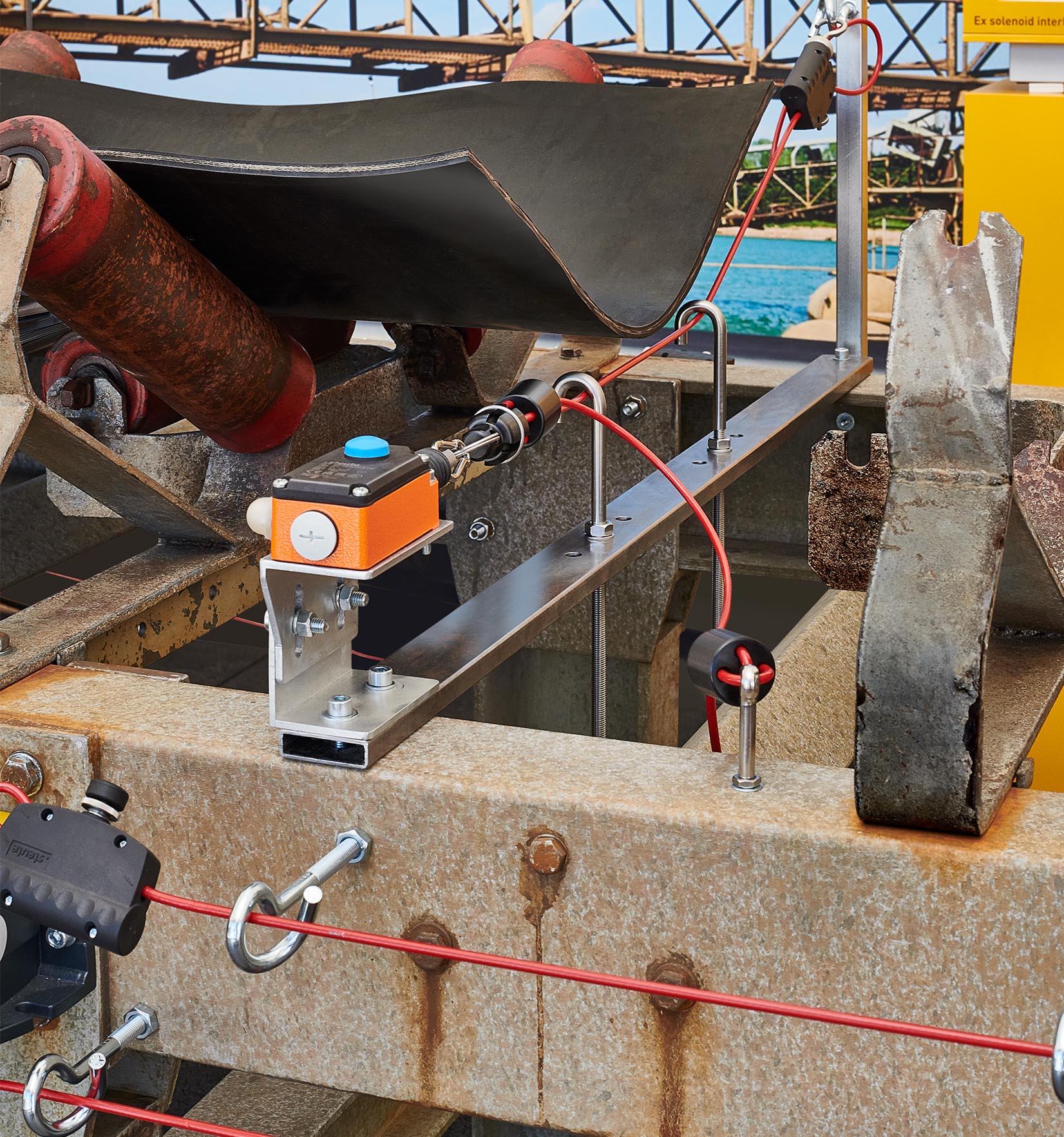 Protecting the Conveyor Belt - Sand & Stone